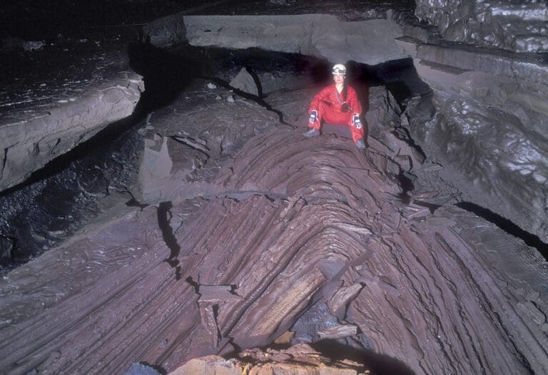 Flowstone - National Speleological Society