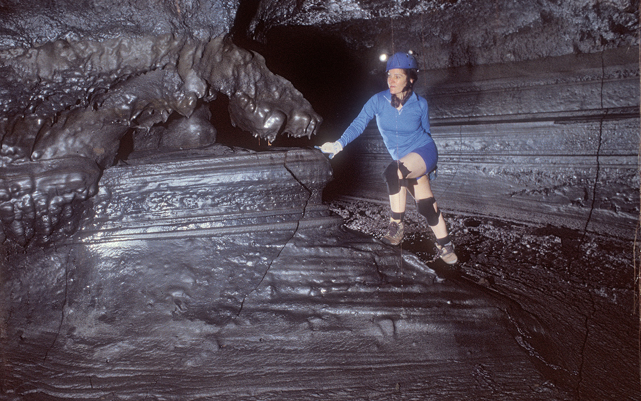 Flow Lines - National Speleological Society